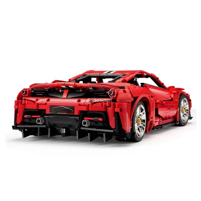 CaDA Master Italian Red Supercar 1:8 C61043W Block Toy Set