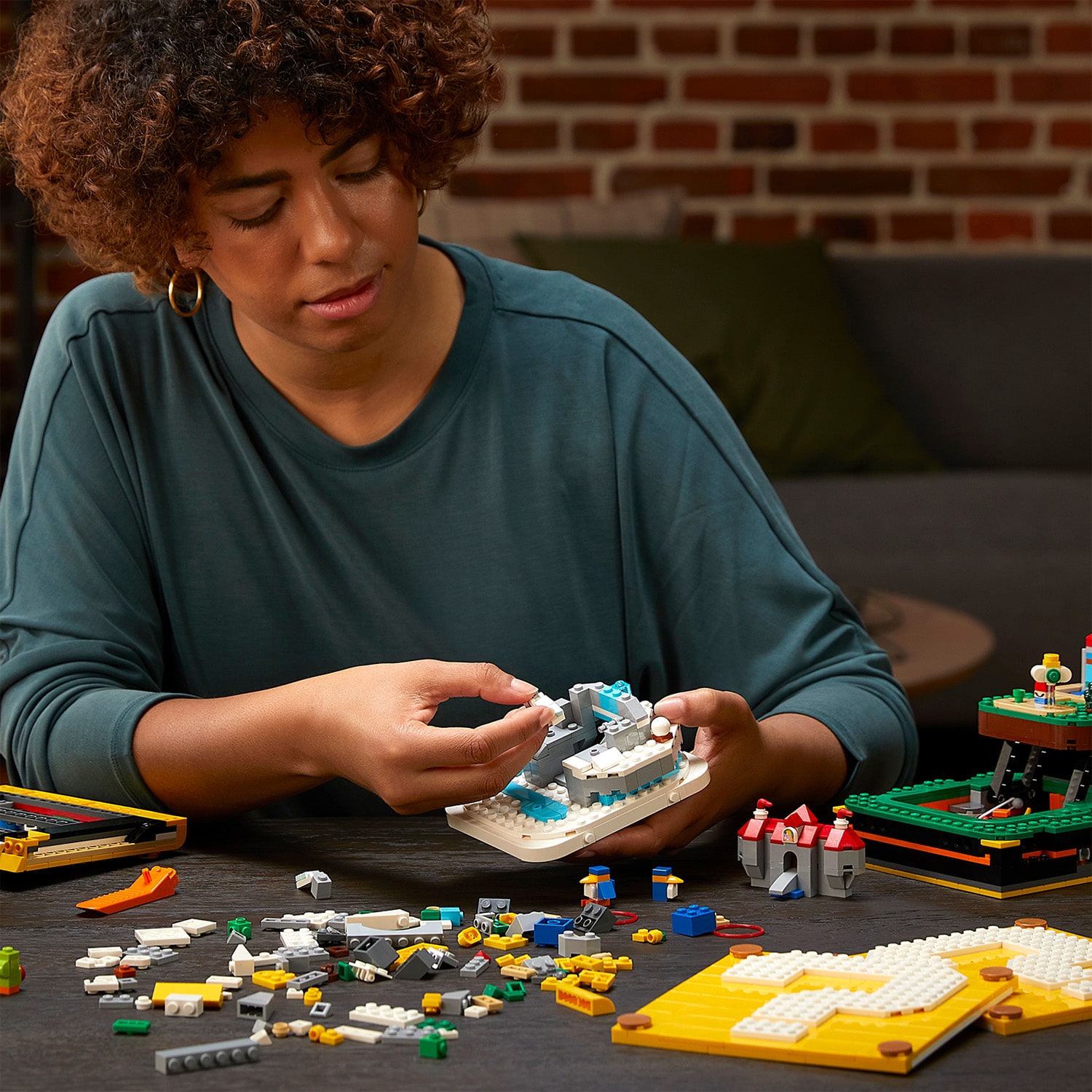 71395 LEGO Super Mario 64 Question Mark Block (2064 Pieces)