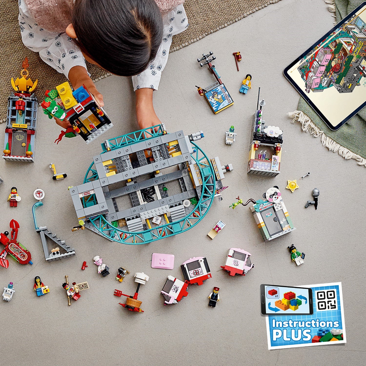 80036 LEGO Monkie Kid The City of Lanterns (2187 Pieces)